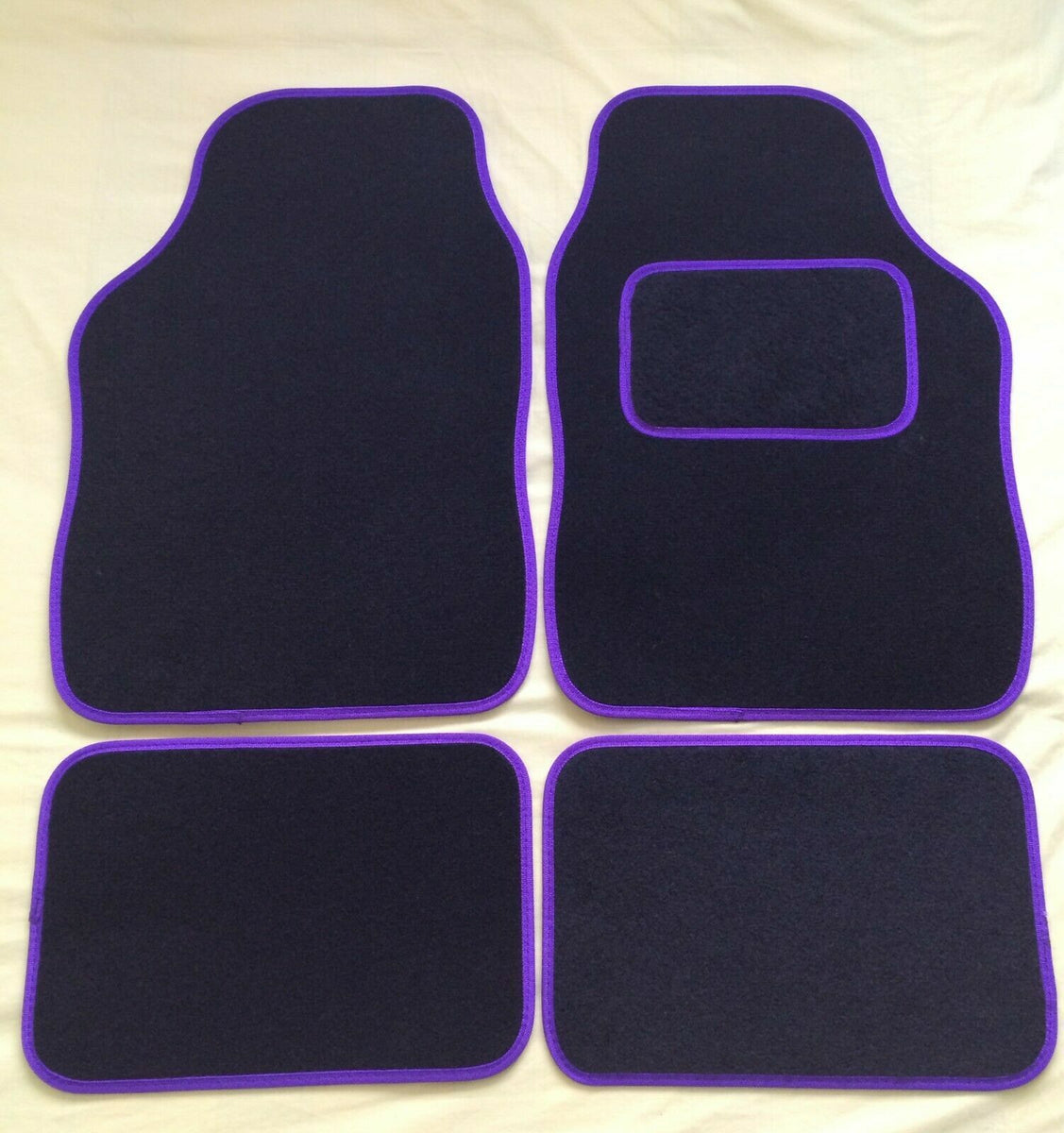 UNIVERSAL CAR FLOOR MATS BLACK WITH PURPLE EDGING - 4 PIECE SET ...